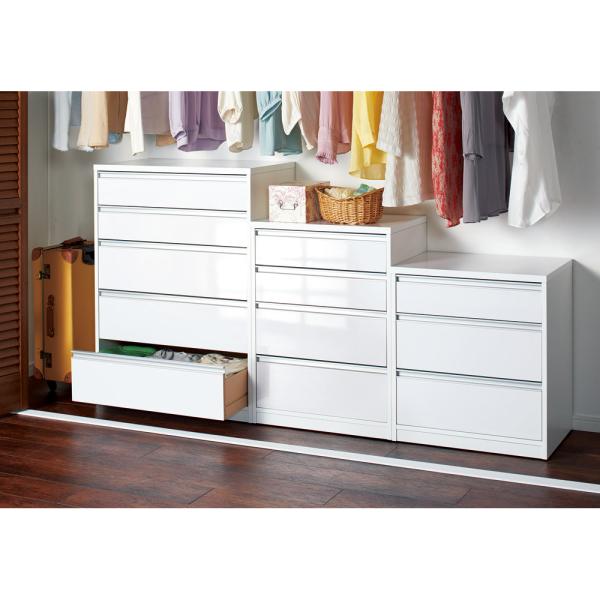 奥行が選べる隠しキャスター付きチェスト クローゼットタイプ 奥行44幅59.5高さ68cm・3段 衣類収納 押入れ クローゼット収納 ディノス dinos 人気 おしゃれ前面・天板の光沢感が美しい、隠しキャスター付きクローゼットチェスト。【...