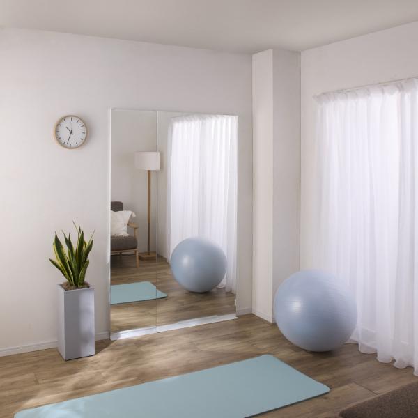 ≪幅60cm≫ 壁ピタ設置で突っ張らずに置けるディスプレイラック ミラータイプ インテリア雑貨 スタンドミラー 姿見 全身鏡 ディノス dinos 人気 おしゃれホワイト突っ張らないで石膏ボードの壁にピッタリ設置できる部屋に大きなミラーが欲...