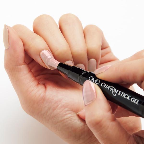 はがせるジェルネイル 3本セット 化粧品 メイクアップ ネイルケア ディノス dinos 人気 おしゃれサロンクオリティが簡単にご自宅で実現！ネイルサロン向けブランドが開発したはがせるジェルネイル「チャームスティックジェル」は、初心者も使い...