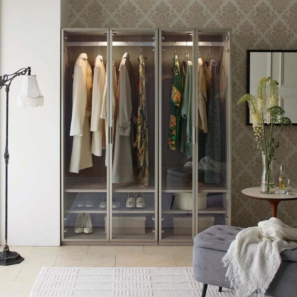 ガラス扉のLED ギャラリーワードローブ 幅60cm 衣類収納 ワードローブ クローゼット ディノス dinos 人気 おしゃれ「美しく飾る」を追求したワードローブ■お気に入りの洋服やバッグを飾り毎日の暮らしの中に。コレクションを美しく魅せ...