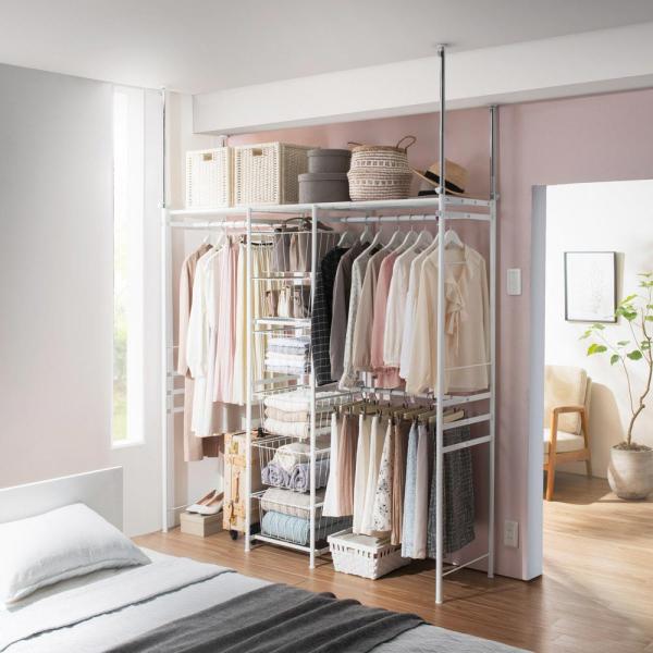 白でカスタマイズするホワイトハンガーシリーズ バスケット付き・ロータイプ（高さ185cm-246cm・幅170cm-238cm） クローゼットハンガー カバー ディノス dinos 人気 おしゃれお部屋の雰囲気を明るくするホワイト色の突っ張...