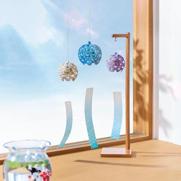 〈自遊花人〉金沢水引の鉄風鈴 年中行事用品 季節商品 ディノス dinos 人気 おしゃれ澄んだ音色を響かせる鉄風鈴に、縁起のよい「あわじ結び」の水引をかぶせた、これまでにない意匠の風鈴です。絶妙なグラデーションとラメ糸づかいで、揺れ動くた...