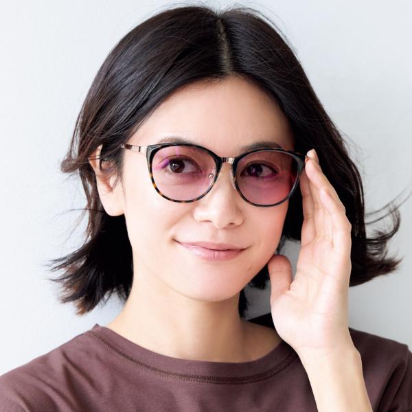 アイブレラ タイムレス 機能性ウェア 雑貨 シニア ディノス dinos 人気 おしゃれ軽量でどんな顔型にも似合うと人気のアイブレラから、「美しくて若々しく魅せる」ことに徹底的にこだわり抜いた、シリーズ初のデザインが誕生しました。明るさを保...