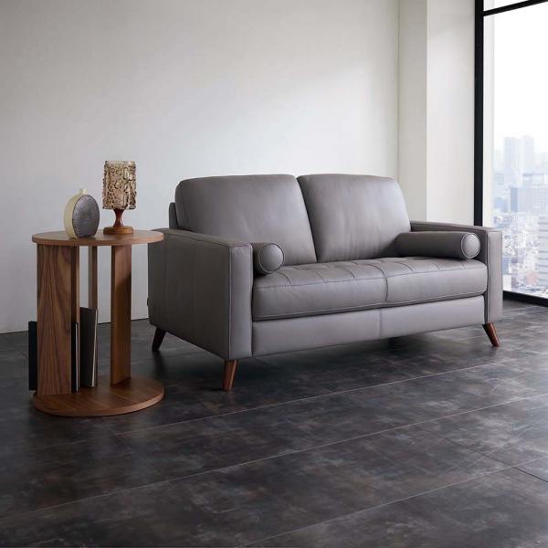 Ostrava/オストラヴァ 革張りソファ 2人掛けソファ ソファ レザーソファ  爆買 ディノス dinos 人気 おしゃれ色褪せないベーシック、成熟のミッドセンチュリー素材の一貫生産や本革と合皮の巧みな張り分けにより、上質さと高いコスト...