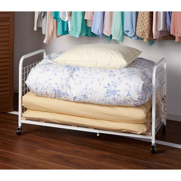 頑丈幅伸縮すのこ布団台 奥行53cmクローゼットワゴン 衣類収納 押入れ クローゼット収納 ディノス dinos 人気 おしゃれ幅伸縮仕様の桐すのこワゴン。最大幅121cmまで伸びてセミダブルの布団まで乗せられます。●フレームの伸縮に合わせ...