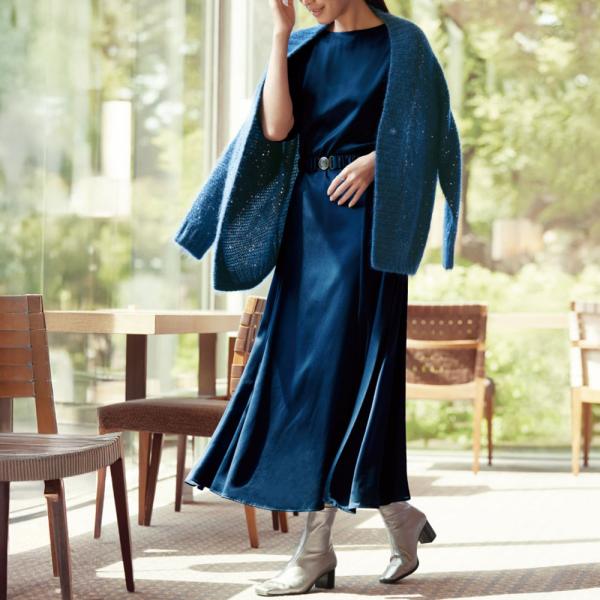 30匁シルクサテン ワンピース ファッション ワンピース ディノス dinos 人気 おしゃれ 30代 40代 50代 60代 レディースリッチな肉厚感と美しいドレープを備えた、30匁のシルクサテン素材。ドロップショルダーと袖口にゴムを入れ...