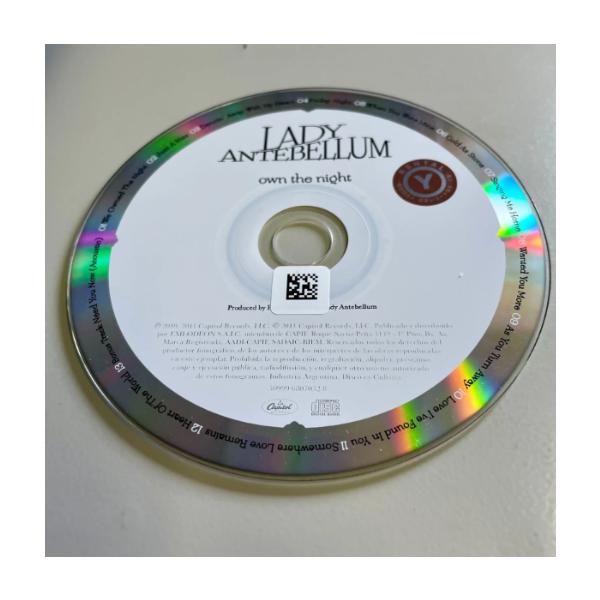 ※ディスクのみの販売となります。ジャケット・歌詞カードはございません。 ※再生確認済。原盤・正規品。オリジナルビニールケースに封入してお送りします。 2011年第53回グラミー賞にて5部門受賞を果たした3人組による同年9月発表のアルバム。美...