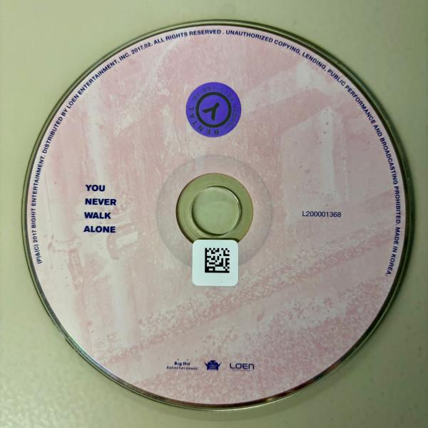 ※ディスクのみの販売となります。ジャケット・歌詞カードはございません。※再生確認済。原盤・正規品。オリジナルビニールケースに封入してお送りします。【収録曲】1.Intro : Boy Meets Evil2.血、汗、涙3.Begin4.Li...