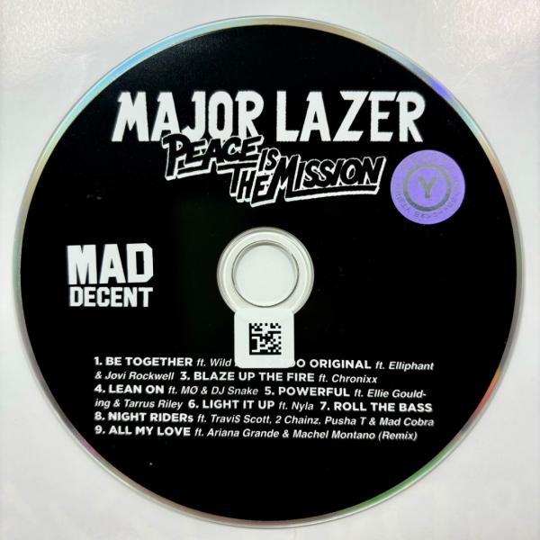 ※ディスクのみの販売となります。ジャケット・歌詞カードはございません。※再生確認済。原盤・正規品。オリジナルビニールケースに封入してお送りします。ダンスミージック／EDMシーンを縦横無尽に駆け巡る天才クリエイター、ディプロ率いる超人気ユニッ...