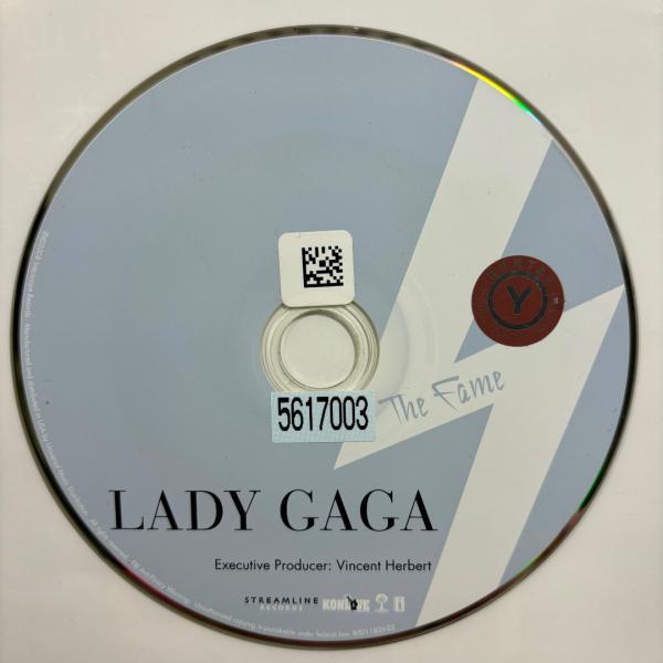 アーティスト名：レディー・ガガ　Lady GagaLady Gaga参上！"The Fame"は、エレクトロ・ポップが炸裂するカラフルなアルバム。先行シングル「Just Dance」は、iTunesダンス部門で売上げ1位を獲得！1. Jus...