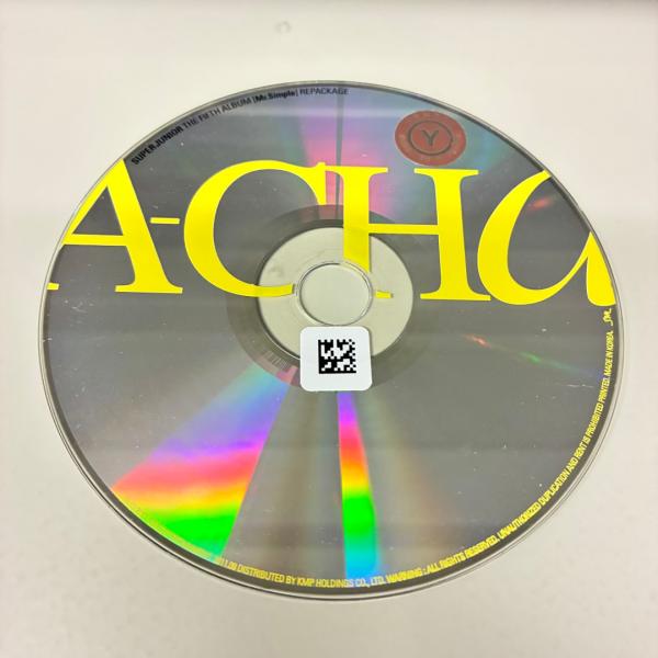 ※ディスクのみの販売となります。ジャケット・歌詞カードはございません。※再生確認済。原盤・正規品。オリジナルビニールケースに封入してお送りします。【収録曲】1.Superman2.A-Cha3.Mr.Simple4.Oops!! (Woof...