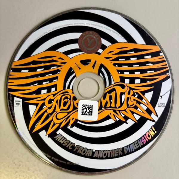 ※ディスクのみの販売となります。ジャケット・歌詞カードはございません。※再生確認済。原盤・正規品。オリジナルビニールケースに封入してお送りします。【収録曲】1.Luv XXX2.Oh Yeah3.Beautiful4.Tell Me5.Ou...