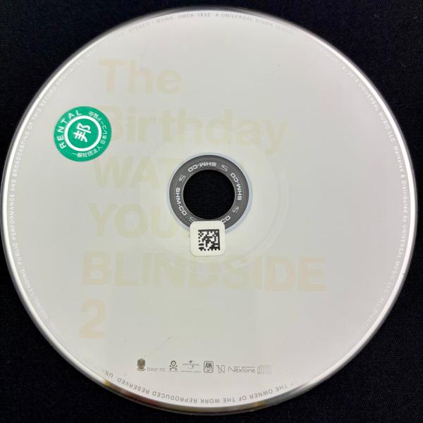 ※ディスクのみの販売となります。ジャケット・歌詞カードはございません。※再生確認済。原盤・正規品。オリジナルビニールケースに封入してお送りします。フジイケンジ加入後から現在までにリリースした12枚のシングルに収録され、アルバム未収録の貴重な...