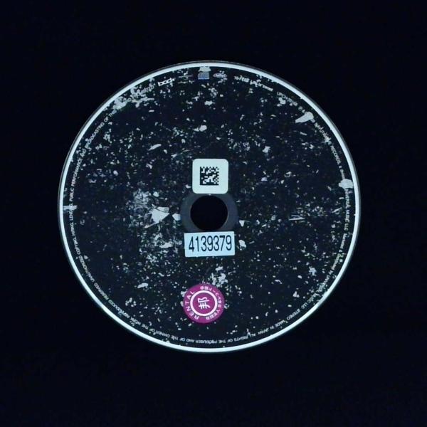 ※ディスクのみの販売となります。ジャケット・歌詞カードはございません。※再生確認済。原盤・正規品。オリジナルビニールケースに封入してお送りします。京都出身の3ピース・メロコア・バンド、“10-FEET”がオリジナル・アルバムをドロップ!!縦...