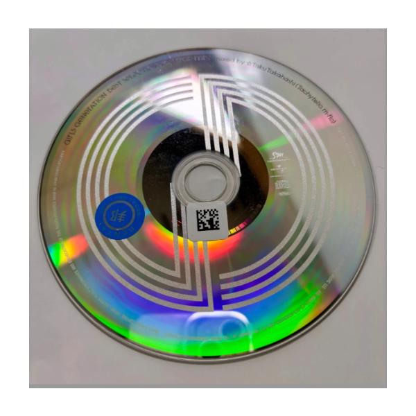 ※ディスクのみの販売となります。ジャケット・歌詞カードはございません。※再生確認済。原盤・正規品。オリジナルビニールケースに封入してお送りします。「少女時代」初のオフィシャルMIX CD。ファンはもちろん、入門編としても最適な代表曲を網羅し...