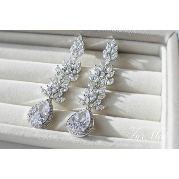 Bridal Accessories Dis Moiブライダル アクセサリーズ ディモアジルコニアピアス/イヤリング ≪ZPE-54≫ジルコニアストーンを使用したピアス/イヤリングです。透明度の高いジルコニアは光を浴びてキラキラと輝き、遠目...