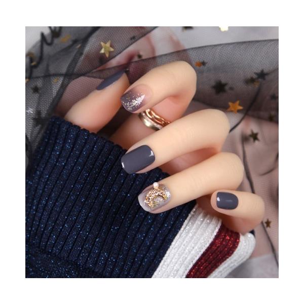 予備チップを含めて24枚入り。今だけ、ネイルという場面で何度でも楽しめます！！使いやすいチップ！やわらかくてヒビ割れしにくい！ソフトで耐久性に優れている。ぴったり爪に張り付きます。貼り付けたり落としたりして、家で楽にできます。ネイル好きの女...