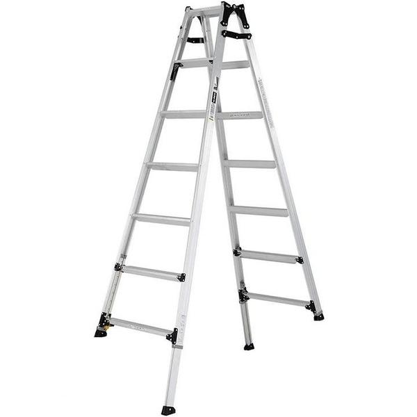 商品画像はイメージ画像です。実際とは異なる場合がございます。 幅広踏ざんで軽量な伸縮脚付はしご兼用脚立 操作しやすい伸縮操作レバー(6mmピッチ)。 昇降しやすい幅広踏ざん(60mm)。 交換しやすいボルト式支柱端具。 ○天板高さ(m):1...