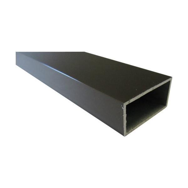 ■特徴 さびに強く、軽量で加工性が優れ、見栄え良く仕上げるのに最適です。  ■用途 構造材に。 下地などに。 見切り 端の目隠し カットして補強金具や止め金具に。  ■材質 アルミ A６０６３S　T５ B1アルマイト   【重量】 3.08...