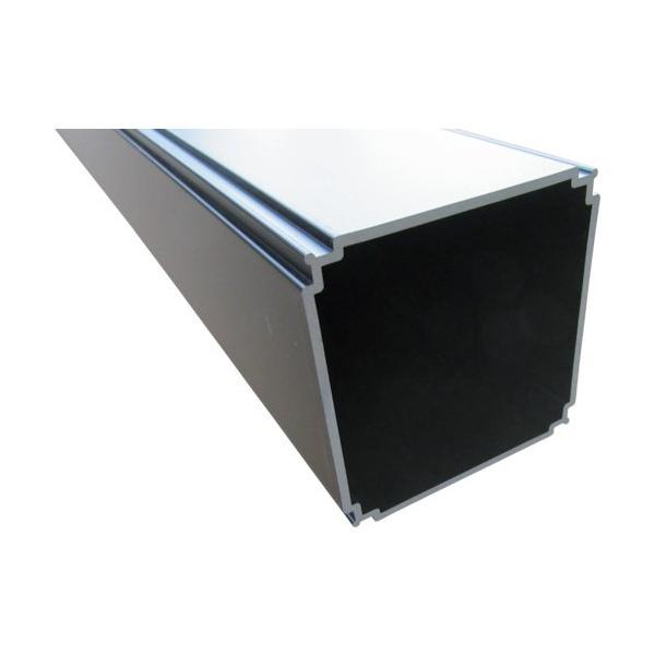 ■用途 建築資材 バルコニー柱材 見栄えを良くします。  ■仕様 S6063S B1アルマイト ブラック色 長さ3M 幅70mm 高さ70mm 厚み2.1mm 波板用 アルミバルコニー柱   【重量】 4.5g 【入数】 1点 BB100K3
