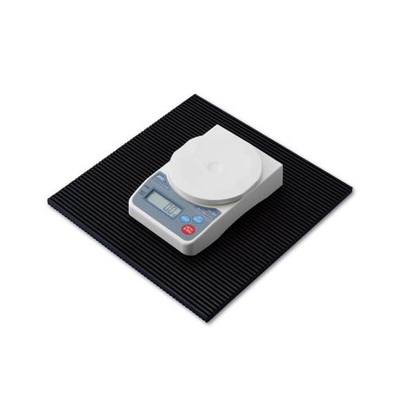 ●機械の下に敷くだけで据付や移転が容易に行えます。 ●必要に応じてナイフまたはハサミで適当な大きさに切断して使用できます。 ●大きさ:150×1000×10mm ●硬度:60° ●材質:天然ゴム ※代表画像です。   【入数】 1個 BM150