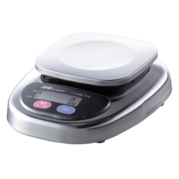 ■特徴 容器保護等級IP65で、本体に水をかけて洗浄可能なステンレスボディーです。（水没は避けてください） 容器を載せた状態でゼロ表示可能な風袋機能付です。 ジャバッと洗えて安心、衛生的、長持ちです。 オートパワーオフ、風袋引き機能付きです...