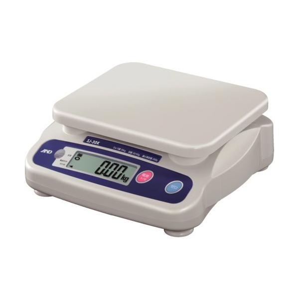 【特長】 ●検定付なので量り売りや重さの公的証明に使用できます。 ●持ち運びのしやすい取手部付です。 ●計量部分が低いので載せ下ろしが容易に行えます。 ●文字高25mmでクッキリ表示です。 ●別売のステンレス皿で衛生的に使用できます。 ●乾...