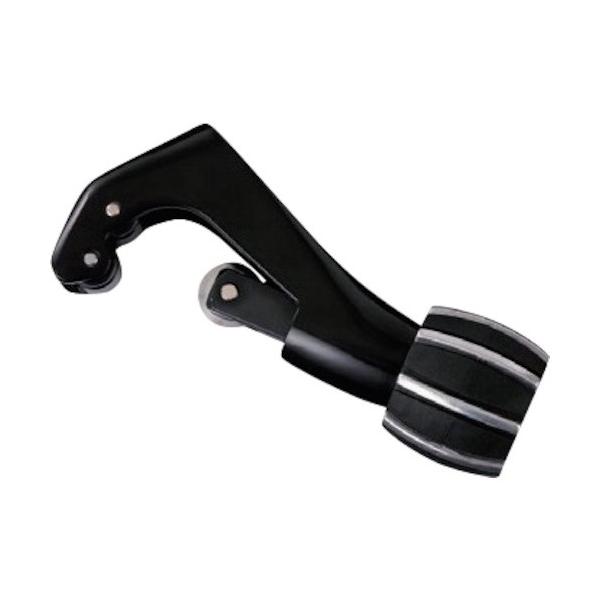 ■特徴 大きなグリップで回しやすいです。  ■用途 パイプの切断に。   【入数】 1点 FS501SA