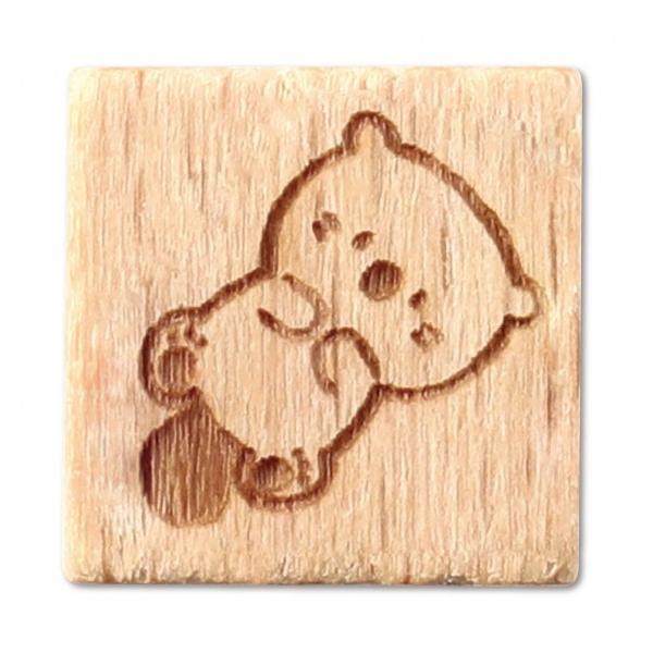 ●キャッチコピー:海の癒し系、ラッコのスタンプ  ●商品説明:おなかを抱える姿がたまらないラッコの木製スタンプです。  手帳に押すだけで、ほっこり気分に。  優しい表情が魅力的です。  10×10mmのワンポイントサイズで、メモや日記、カレ...