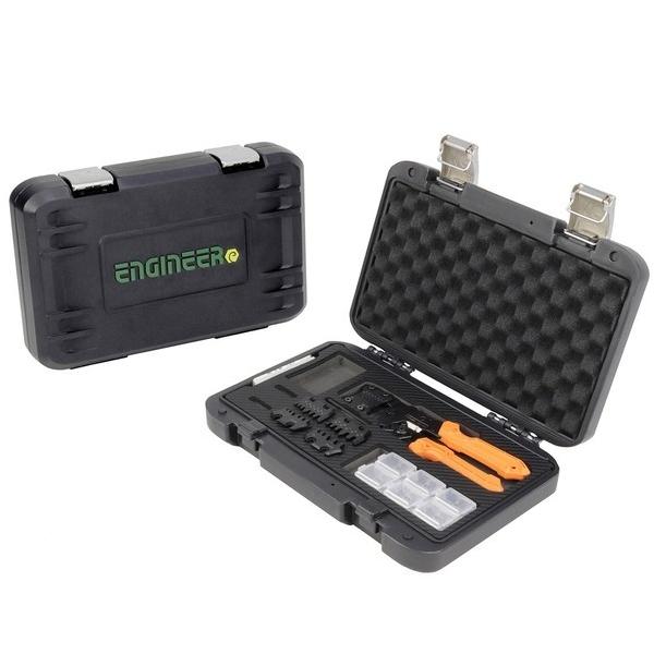 高精度なダイスで、オープンバレル端子の圧着に適したダイス交換式圧着ペンチのフルセットです。 3種のダイス交換で300種以上の端子に対応できます。 独自設計の高精度ダイスです。 ダイスを交換することで多くの端子に対応するので、持ち運ぶ工具本体...