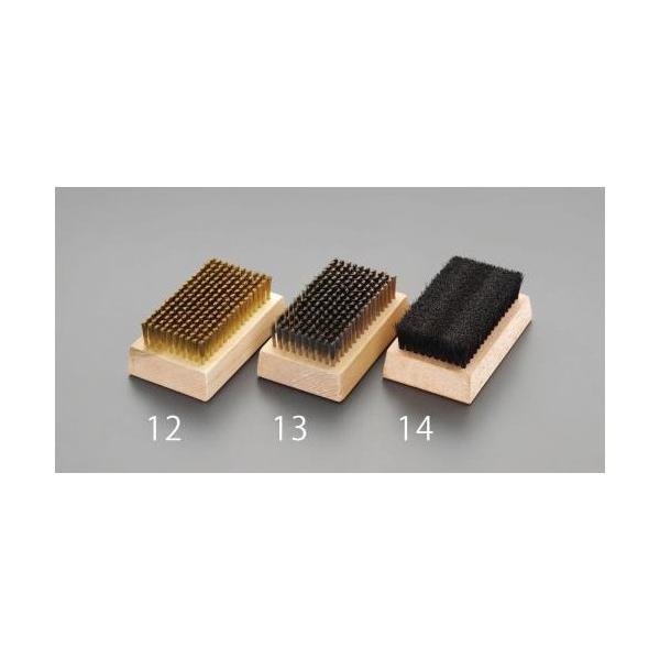 ●小さく握りやすい長方形ブロック型ブラシ。 ●毛丈:約19mm ●仕様:10列16行 ●ブラシサイズ:50×92mm ●ハンドルサイズ:57×107mm ●ハンドル材質:堅木 ●ブラシ材質:馬毛   【サイズ】 38×107mm 【入数】 ...