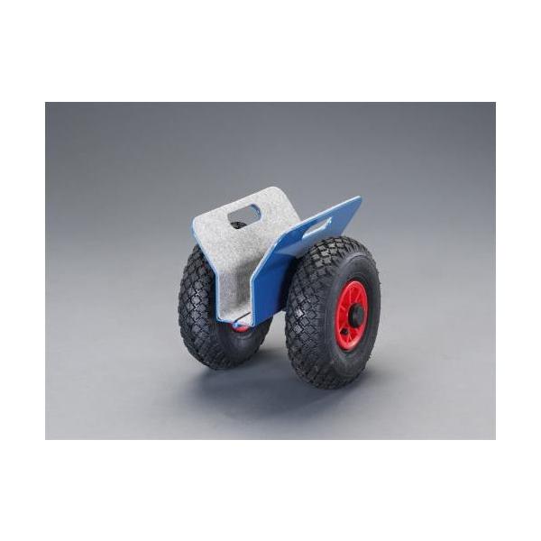 ●積荷の重量を利用して確実に積荷を挟み込みます。 ●荷台はフェルトでコーティングされており積荷を傷めません。 ●荷台は運搬商品にあわせて30〜95mmまで対応可能。 ●積荷の重量を利用して確実に積載物を挟み込みます。 ●タイヤはローラーベア...