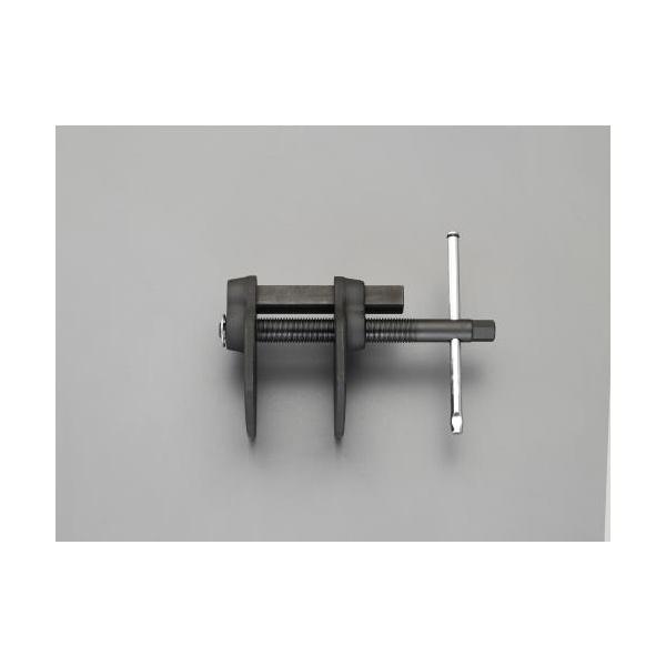 ●プレート開口値…0〜90mm ●全長…200mm ●重量…1.54kg ●材質…クロムモリブデン鋼 ●ディスクブレーキのキャリーピストンを傷つけずに確実に押し戻します。 ●ボルト末端が四角軸形状の為、14mmのレンチ等で回すことも可能です...