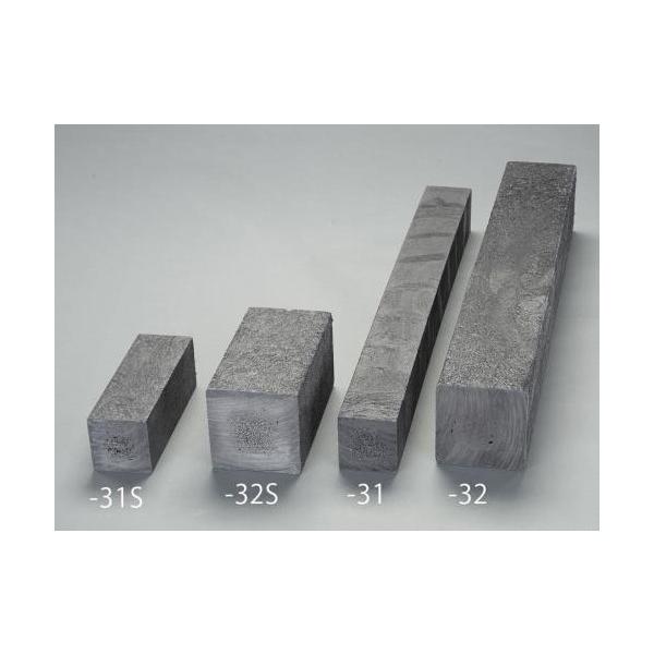 ●サイズ…150×150×300(L)mm ●材質…廃プラスチック ●重量…5.7kg ●耐荷重…約13t ●100%廃プラスチックを使用しています。 ●耐久性・耐薬品性に優れています。 ●耐荷重は角材全面で荷重を受けた場合の参考値です。切...