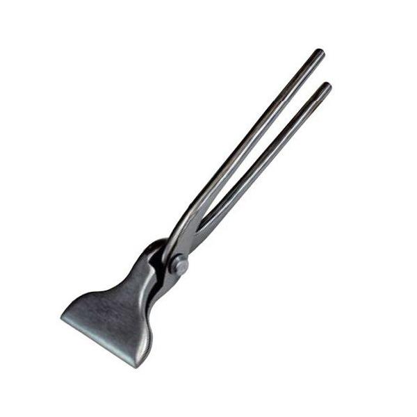 ●全長…275mm ●口幅…75mm ●口深さ…60mm ●重量…650g ●材質…モリブデン ●平型 ●快適な使い心地を持続します。 ●強度・耐久性に優れています。 ●過酷な使用にも耐え、快適でしなやかな使い心地を長期に亘って持続します。...