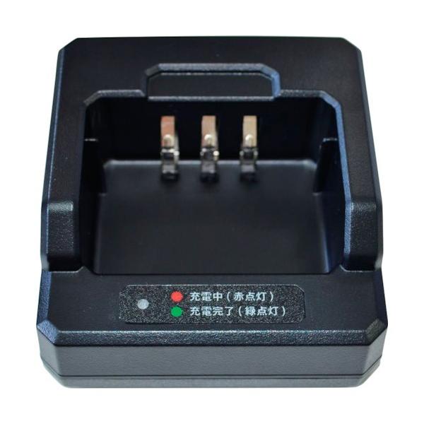 ■特長 FC-D301(W)専用に充電器です。 FC-D301(W)の同梱品と同等ですので、スペアとしてもご使用いただけます。 ■仕様 幅(mm):75 奥行(mm):80 高さ(mm):35 FC-D301(W)専用に充電器です。 FC-...