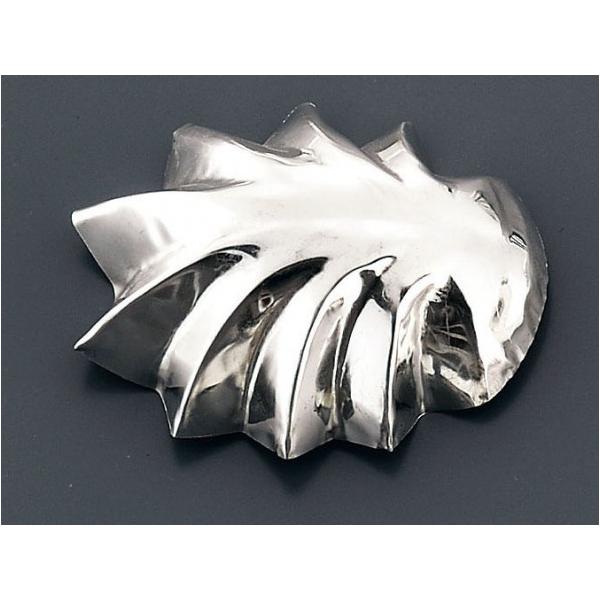 ●F.K印 ブリキケーキ型シリーズ ●(内寸)幅×奥行×深さ(mm):75×67×25   【サイズ】 〈中〉 【重量】 15 【入数】 1点 WKC43