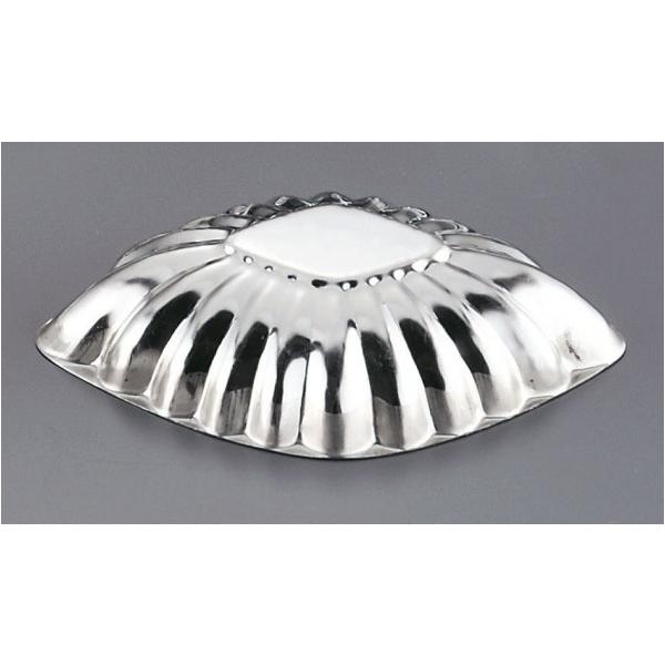 ●F.K印 ブリキケーキ型シリーズ ●(内寸)幅×奥行×深さ(mm):90×60×20   【サイズ】 〈中〉 【重量】 12 【入数】 1点 WKC23