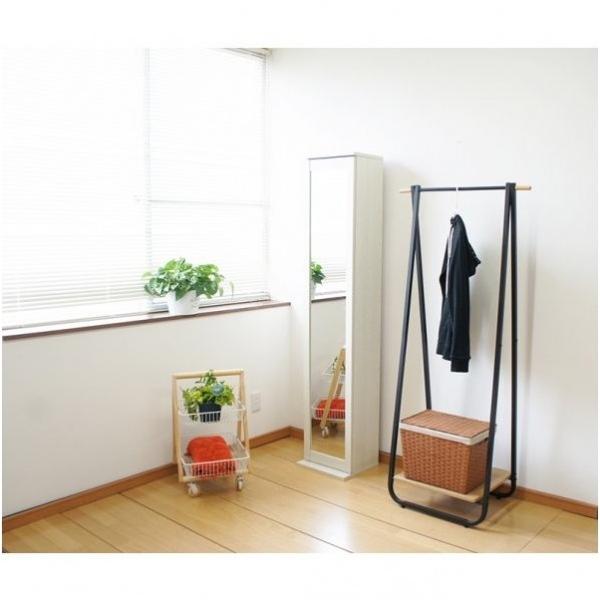 お部屋のデッドスペースになりがちなミラー裏スペースを有効活用できるストッカー付ミラー   【サイズ】 W350×D300×H1700mm 【カラー】 木目ホワイト 【入数】 1台 FC1735HCMW