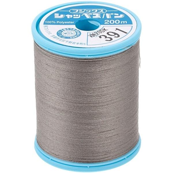 サイズ: ♯60 200m/巻 素材: ポリエステル100% 用途: 普通地用 使用ミシン針: 9〜14号 最もポピュラーな家庭用ミシン糸のシリーズです。  そのなかコットン、ウール、合せん、どんな生地にもなじみやすいのが特徴です。  なめ...