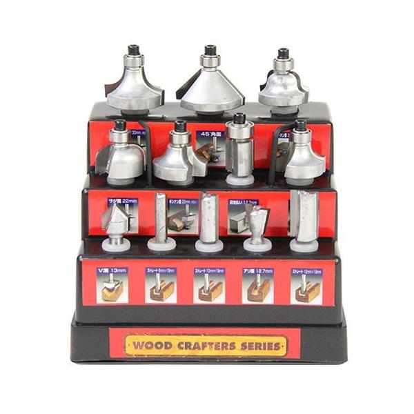 溝掘り・飾り面加工に最適です。 木・合板・プラスチック・デコラの加工。 便利なスタンド付きの12本組セットです。 ●12本組。 ●セット内容:ストレート(6X19・10X19・12X19mm)・アリ錐12.7mm・V溝13mm・目地払い12...