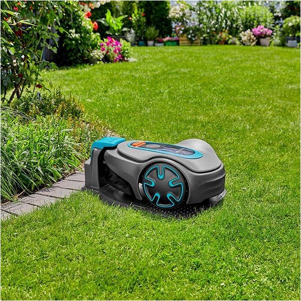 自動で芝刈りをしてくれるロボット芝刈り機  設置業者は不要、自分で設置できる  チャージングステーションからワイヤーまで設置に必要なものがすべて含まれているセット製品。  【ご購入の前にご確認ください】 屋上庭園などロボット芝刈り機の使用を...