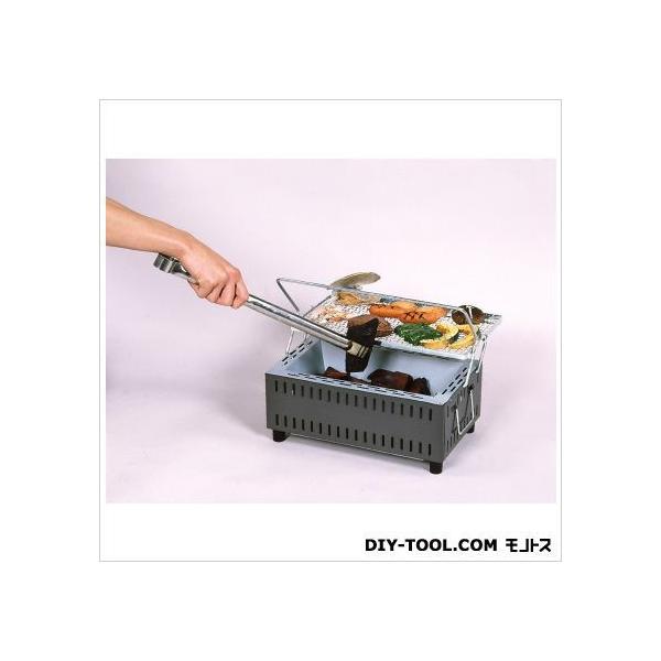 テーブル上で使える断熱構造！断熱構造+遮熱板により熱を通しにくいため、テーブルの上でも使えます。 軽量で持ち運びラクラク、本体がコンパクトで製品重量1.7kgと軽量化、収納や持ち運びがカンタンです。 ハンドルを上げると網が簡単に移動できます...