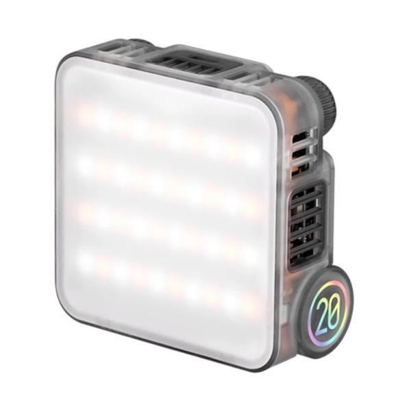 ■特長 高出力、プロフェッショナルな調光機能、画期的能力を兼ね備えた20Wの高出力をポケットサイズの1台に詰め込みました。  ディフューザー、ハニカムグリッド、バーンドアはCOMBOモデルに付属します。  ■仕様 出力電力:20W バッテリ...