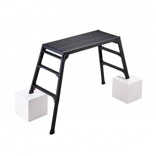 【BLACK LABEL】幅広天板と脚部伸縮で足元の安心感が抜群な脚部伸縮足場台。 約22cmまでの段差を解消できます。 幅広天板:天板は42cmの幅広設計、足元ゆったりと作業ができます。 下部操作レバーで調整可能な伸縮脚(ピッチ:6mm)...