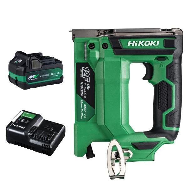 レスポンスに優れた18V充電式タッカ 射出部の剛性アップにより耐久性向上 先端部を金属化したことにより、従来の樹脂製に比べ耐摩耗性が向上しました。  隅打ち&amp;狙い打ちがしやすい 本体上面から射出口までの距離を短くしたことにより、隅打...