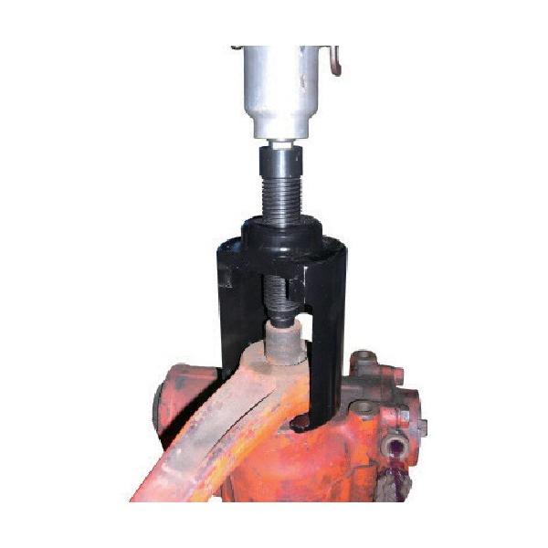 ■特徴 直押しでスムーズに抜き取りできます。インパクトレンチ使用できます。  ■用途 大型トラックのピットマンアーム抜き取りなど。  ■仕様 開口部寸法(mm)：65  ■注意点 インパクトレンチで作業して抜けない場合は、ピットマンアームに...