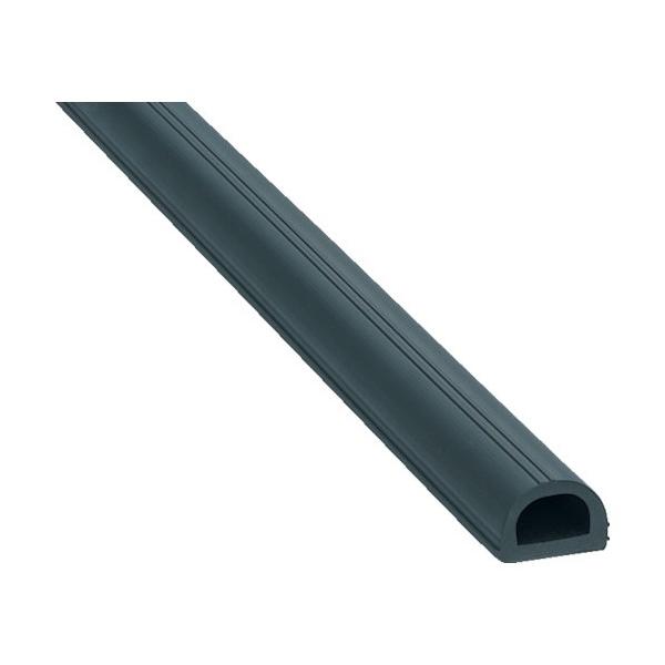 ■特徴 耐摩耗性に優れています。  ■用途 柱や壁・アングルの保護や緩衝材に。  ■仕様 取付方法：貼付タイプ(両面テープ付属)   【サイズ】 21×14×330mm 【カラー】 黒 【入数】 1点 NRD330