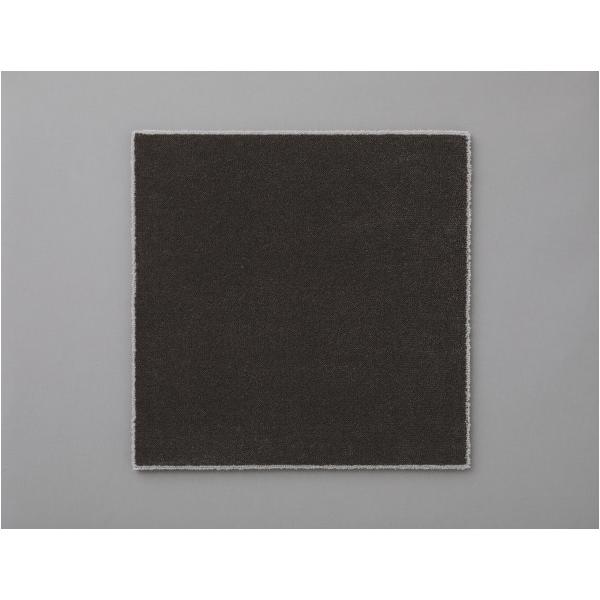 ずっと触れていたくなるほど肌触りが良い、ウール100％DIYカーペット。 調湿や防音などの機能性にも優れており、年間を通して快適な空間をつくります。  ・本商品は洗うことはできません。   ・ウール商品は「遊び毛」が発生いたしますが、商品特...