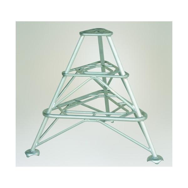 ■特徴 アルミ製で軽量です。 特殊な形状で3方向から昇降できます。 ■仕様 完成品 全高75m 25cm間隔3段 最大使用荷重100kg ■材質 本体:アルミ合金    【重量】 3KG 【入数】 1点 【原産国】 日本製 FL753